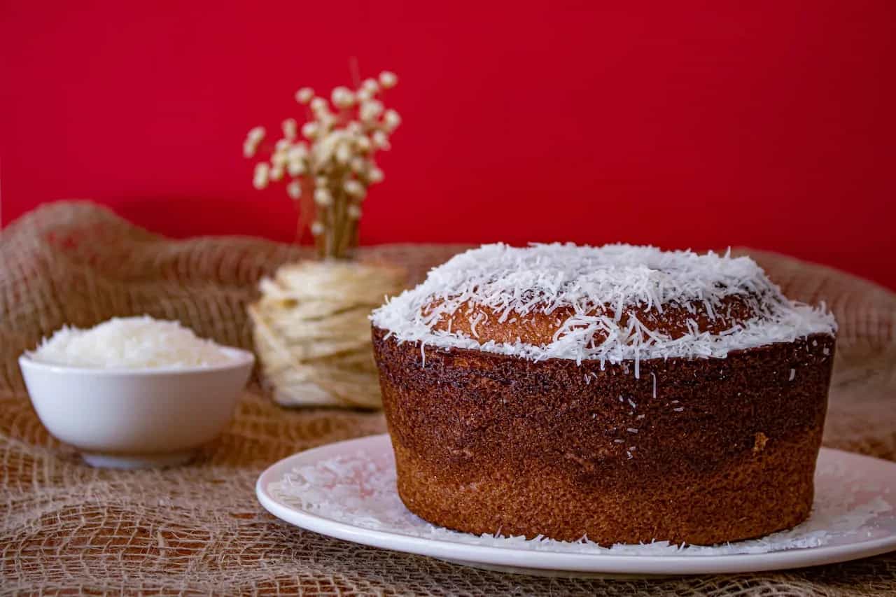 12 Days, 13 Cakes: Your Christmas Gateaux Guide