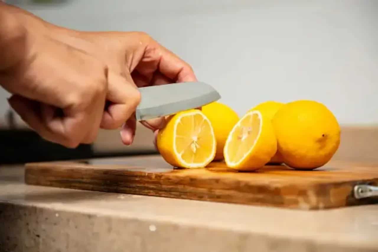 7 Inventive Ways To Make The Most Of Leftover Cut Lemons