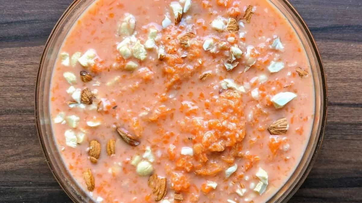 Relish This Gajar Ki Kheer During Winter Evenings