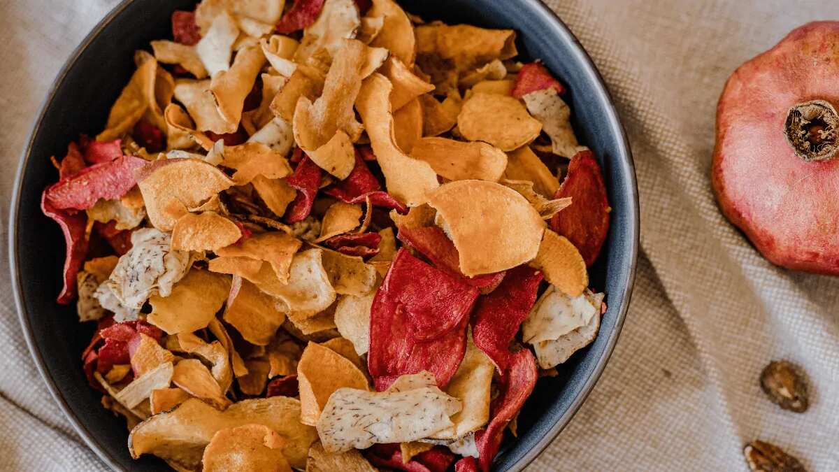 Chips Redefined: 6 Delicious Healthy Chips Options For Guilt Free ...