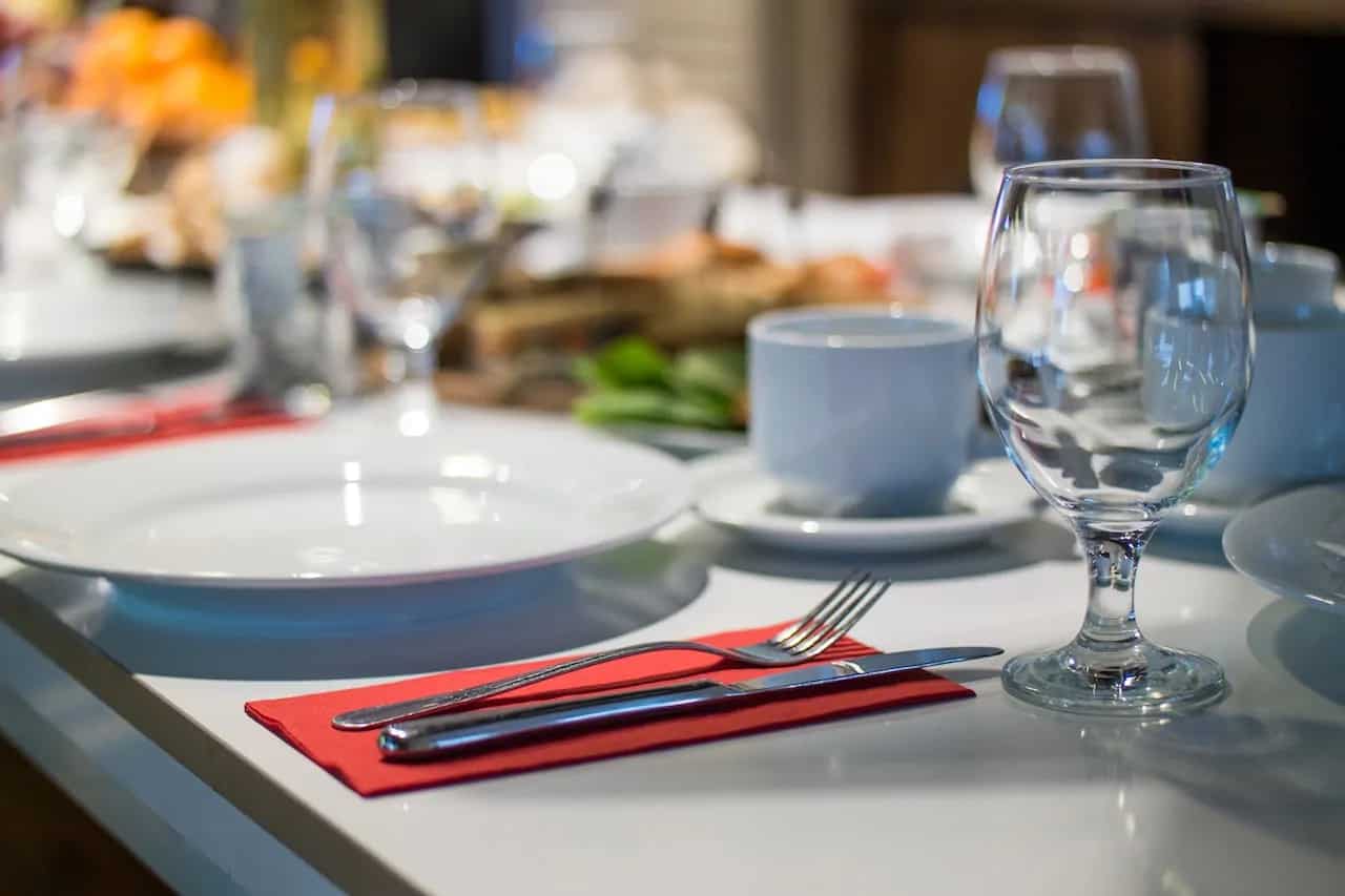 5 Best La Opala Dinner Sets For Hosting Family Get-Togethers