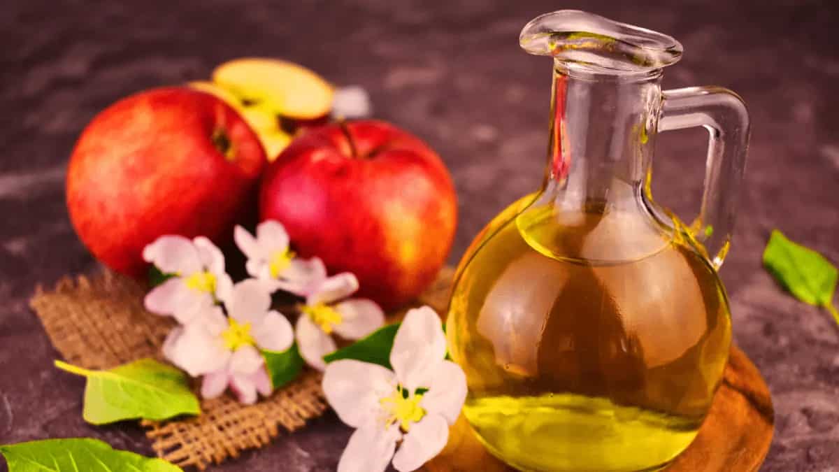 Apple Cider Vinegar 101: Process, Benefits, And Uses Of This Magical Tonic