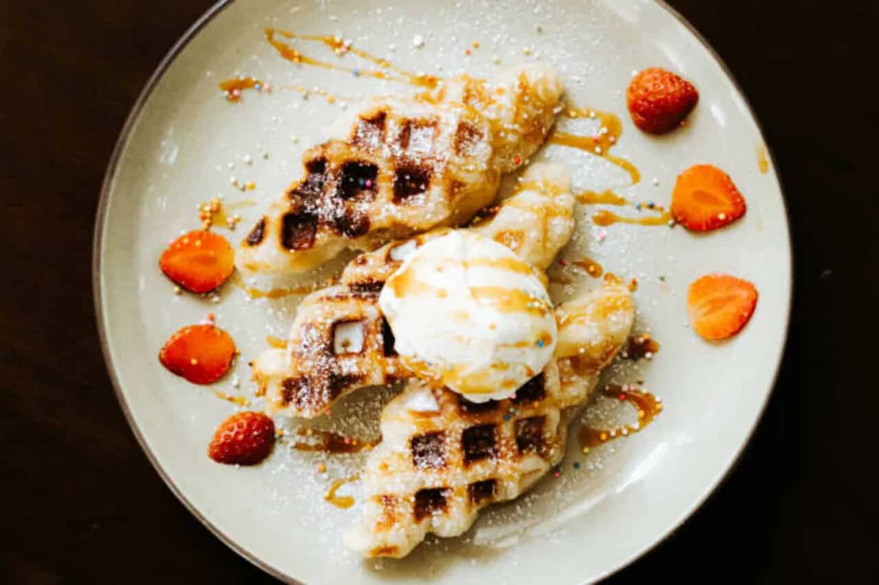 When Waffles Meet Croissant: Why Croffles Are The Trendiest Food Of The ...