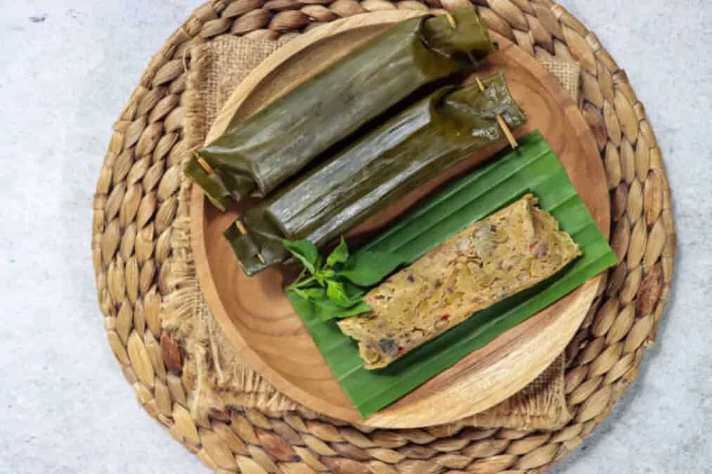 Lauki To Banana, 5 Different Types Of Leaves Used In Bengali Paturi Dishes