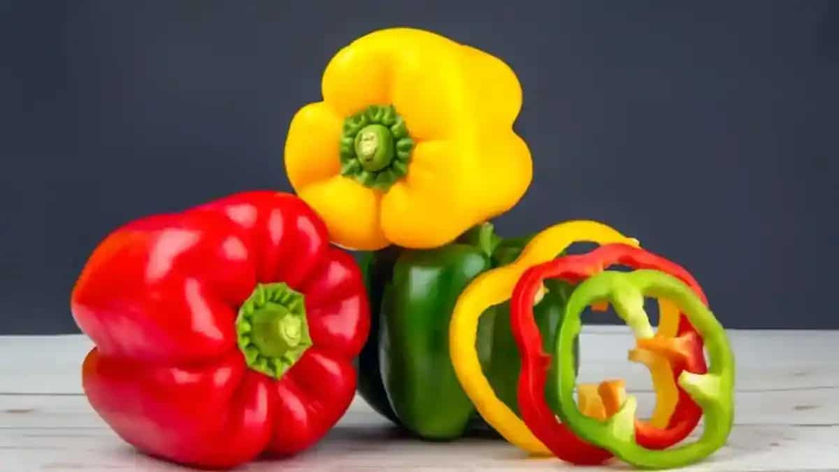 Struggling With Bell Peppers? These Are The 4 Basic Ways To Cut Them