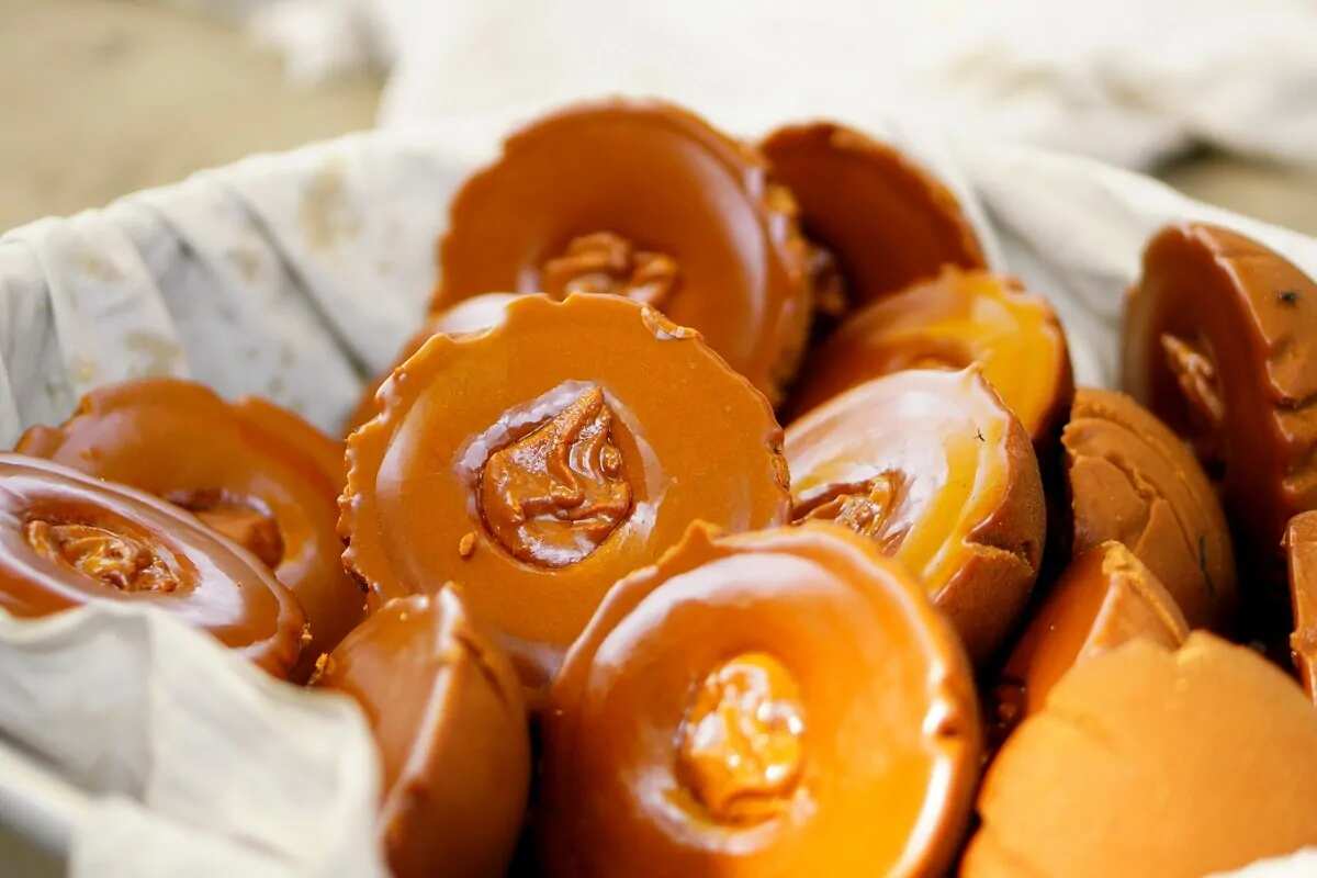 On The Trail Of Nolen Gur, & The Men Who Tap It