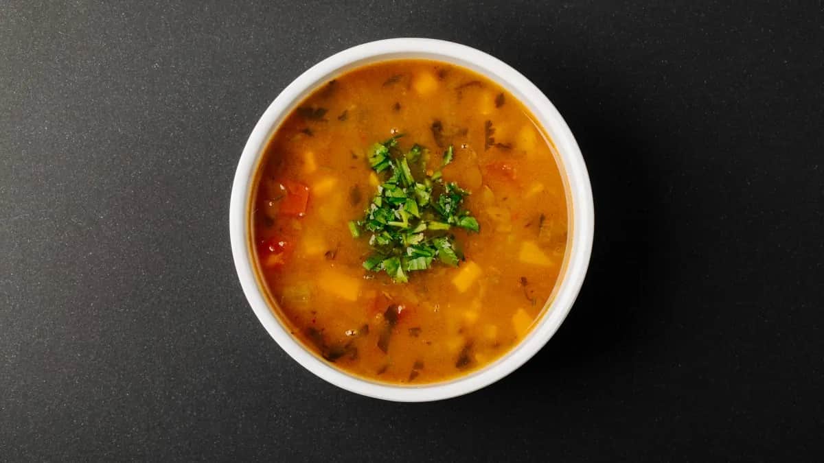Viral: Uma Raghuram’s Garlic Rasam Is The Perfect Winter Treat With A Twist