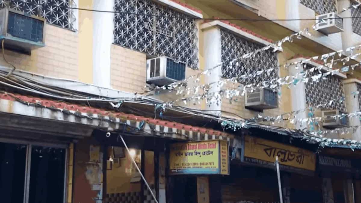 Swadhin Bharat Hindu Hotel Kolkata: History And What To Eat At This ...