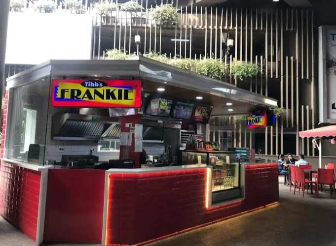 Checkout These Top 10 Restaurants In Dadar To Enjoy Junk Food