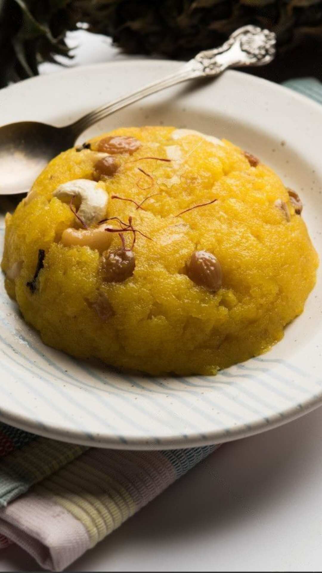 Bhai Dooj Special Pineapple Sheera Recipe