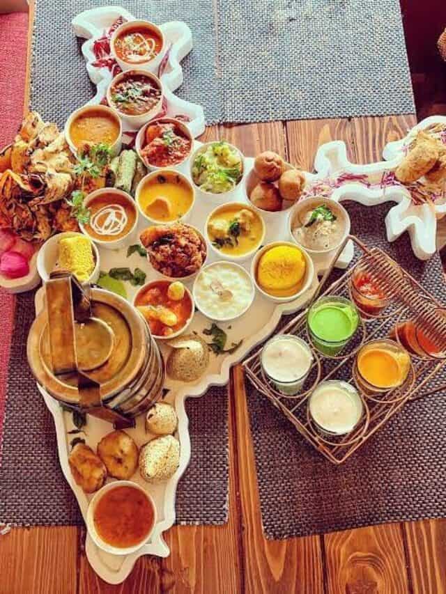 Visit These Top 6 Khau Gallis of India