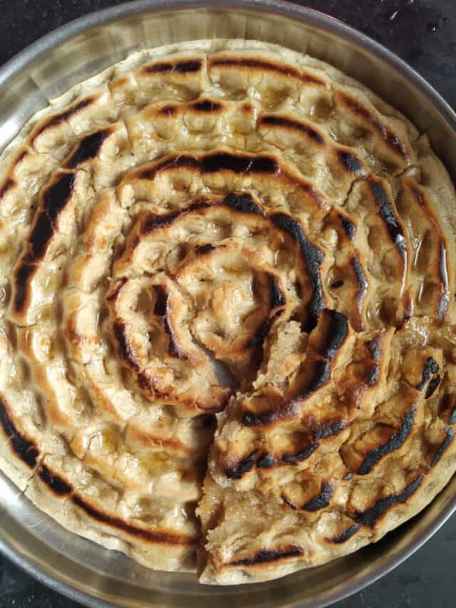 How To Make Rajasthani Khooba Roti