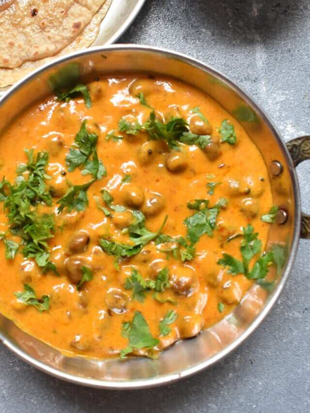 Make Jaisalmeri Chana With These Easy Steps