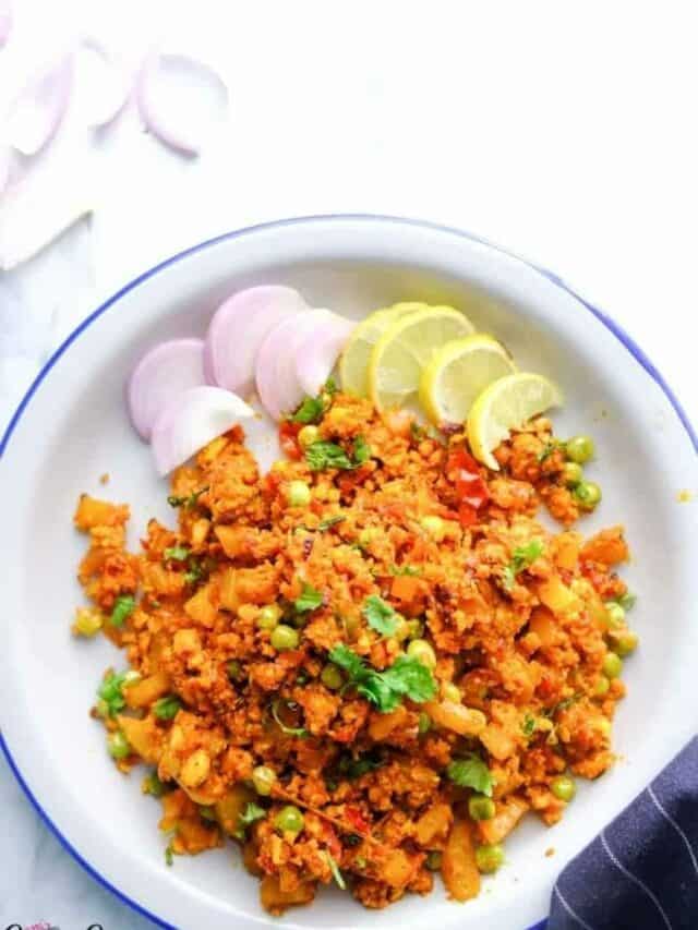 Make Protein-Packed Paneer Bhurji For Breakfast
