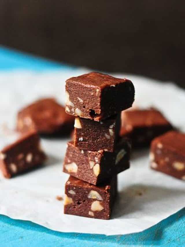 Super Easy No Bake Biscuit Chocolate Pudding