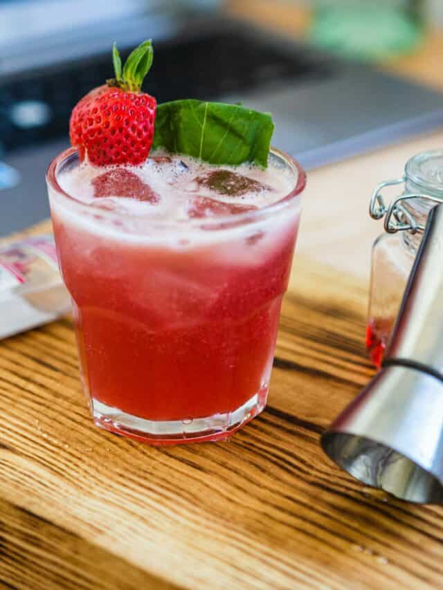 Strawberry Cocktails To Sip This Summer