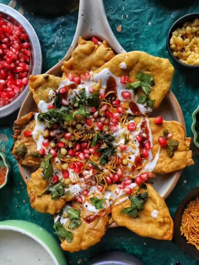 Looking For Something Chatpata? Try This Palak Patta Chat Recipe