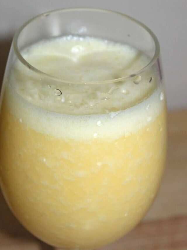 Creamy And Refreshing Apple Milkshake