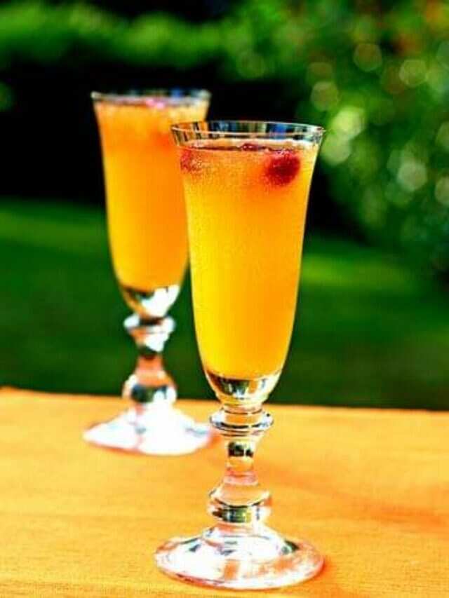 Mango Bellini: A Perfect Summer Cocktail
