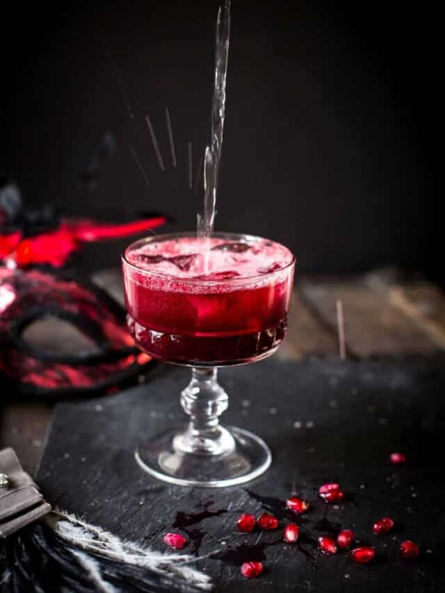 Boozy Berry Crush Cocktail For Summer