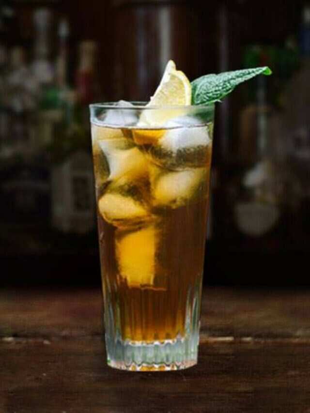 Boozy Sweet Tea Smash For Summer