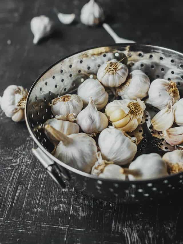Anti-Ageing To Glow: 6 Reasons To Have Garlic For Skin