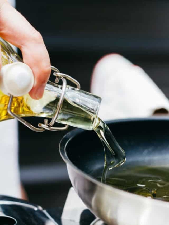 6 Healthy Oils To Help You Reduce Your Cholesterol