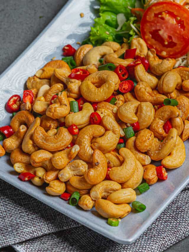 Cashews For Healthy Munching: 8 Snacks To Try
