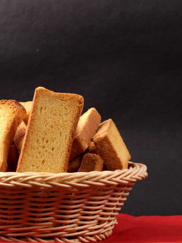 Easy And Crunchy Whole Wheat Rusk For Tea Time