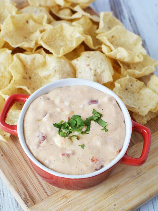 Queso Dip: A Mexican Style Cheese Dip To Enjoy With Tortilla Chips