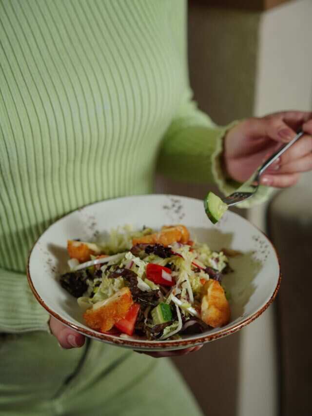 7 Tips To Feel Full While Eating Less