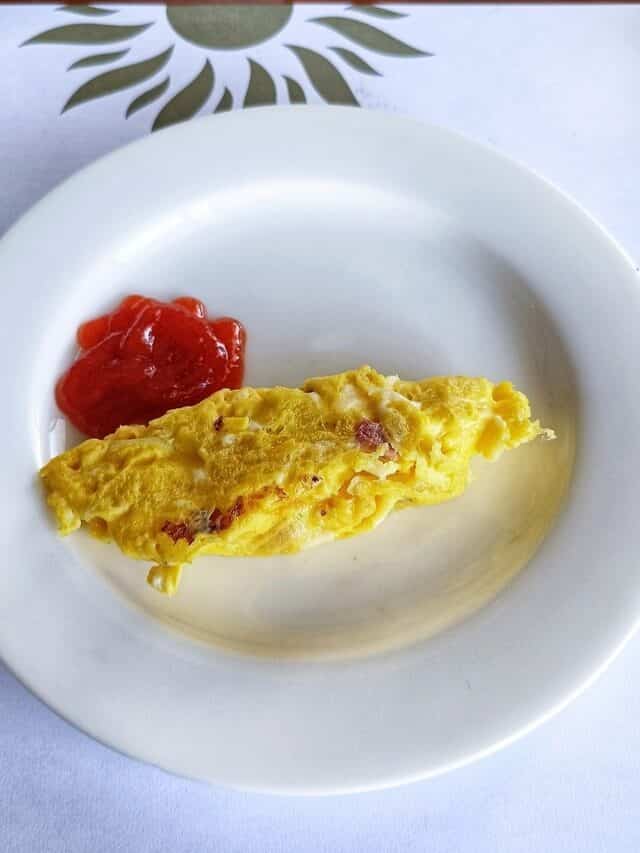 Muttai Kalakki, A Simple Street Food Egg Dish From Madurai