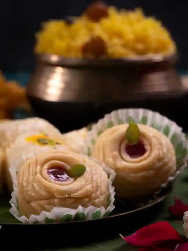 Make Winter Special Nolen Gur Sandesh In Six Easy Steps