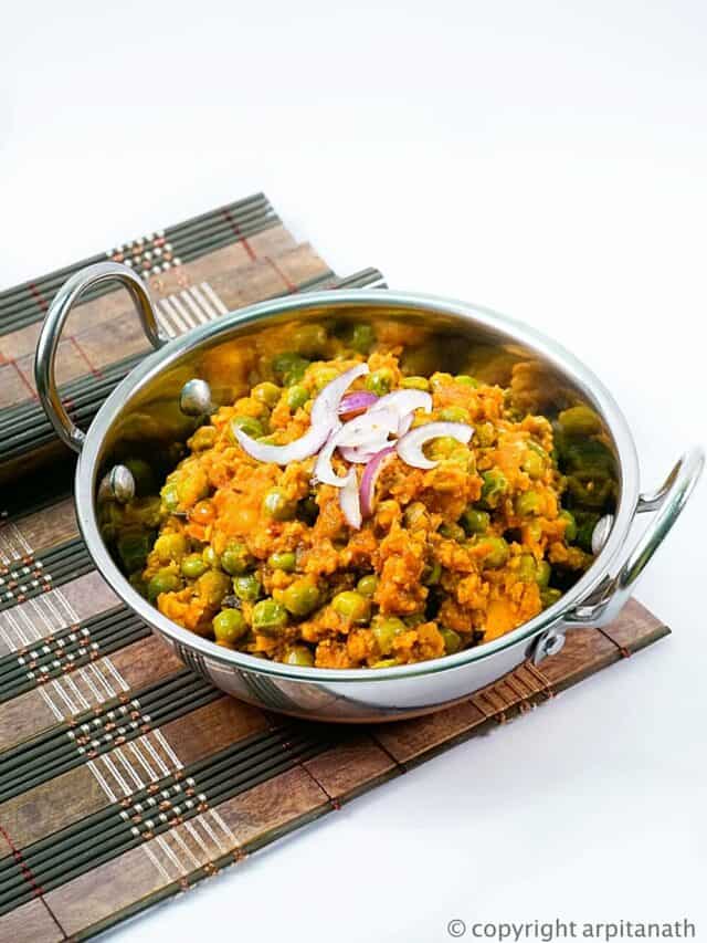 Matar Ghugni: Bihari Special One Pot Healthy Peas Snack