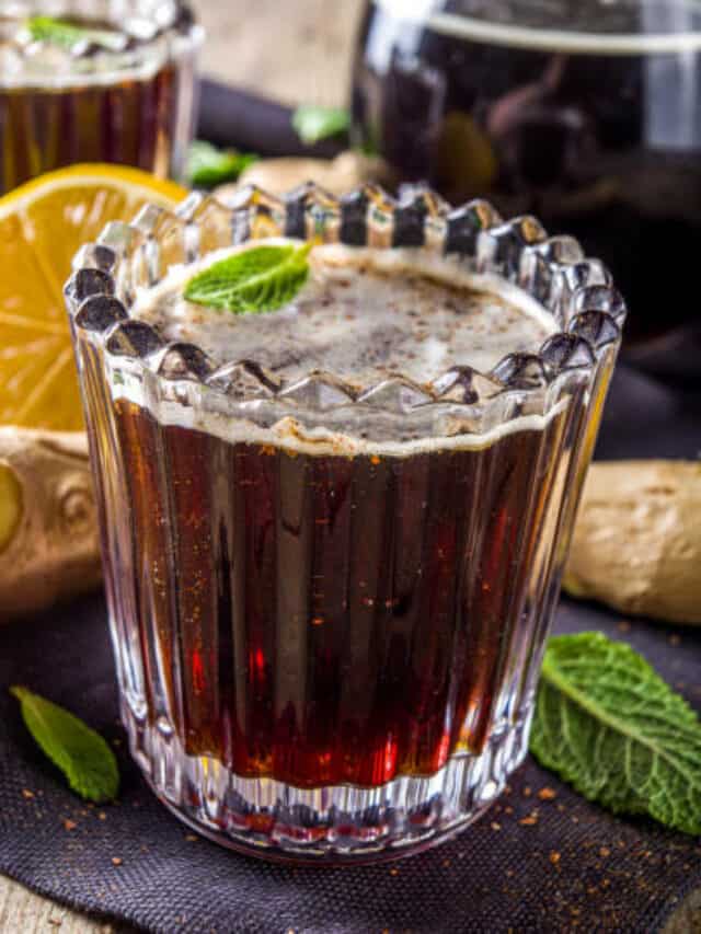 A Healthy Jaggery Tea Recipe For This Winter Season