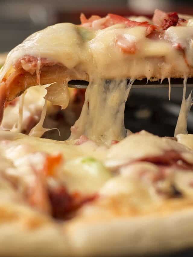 6 Cheesy Foods You Can Enjoy During This Long Weekend