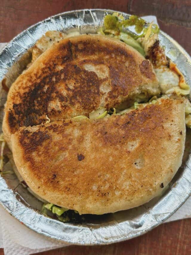 Make These Kaladi Cheese Kulchas To Binge On For An Evening Snack