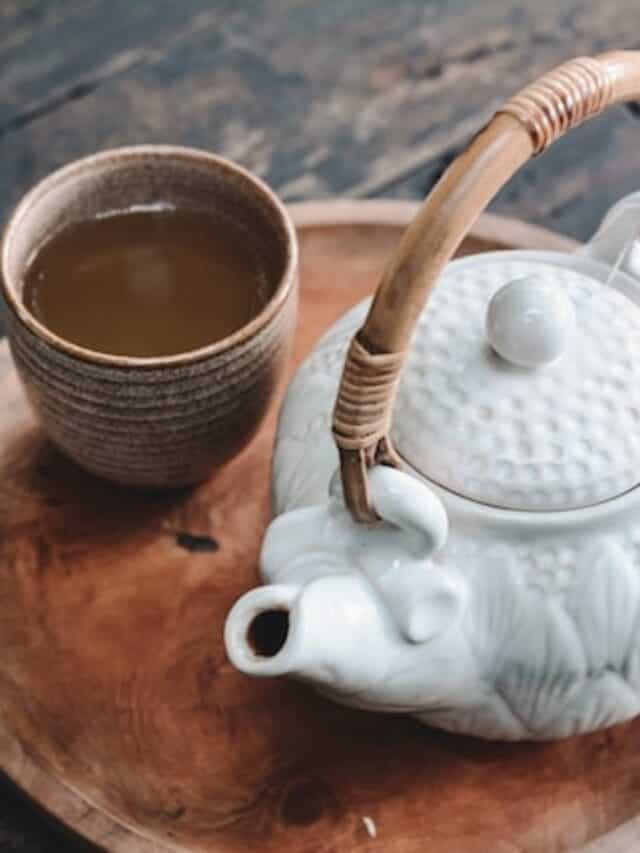Winter Special: Warm Up Your Chilly Evenings With Jaggery Tea
