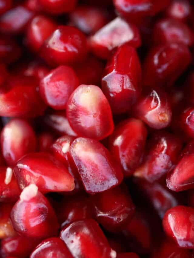 7 Pomegranate-Based Dishes That Are A Must Try