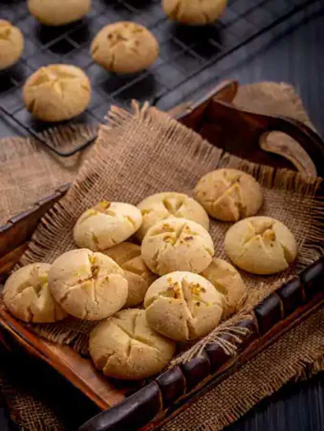 Make Gujarati Nankhatai For Cookies That Can Melt In Your Mouth