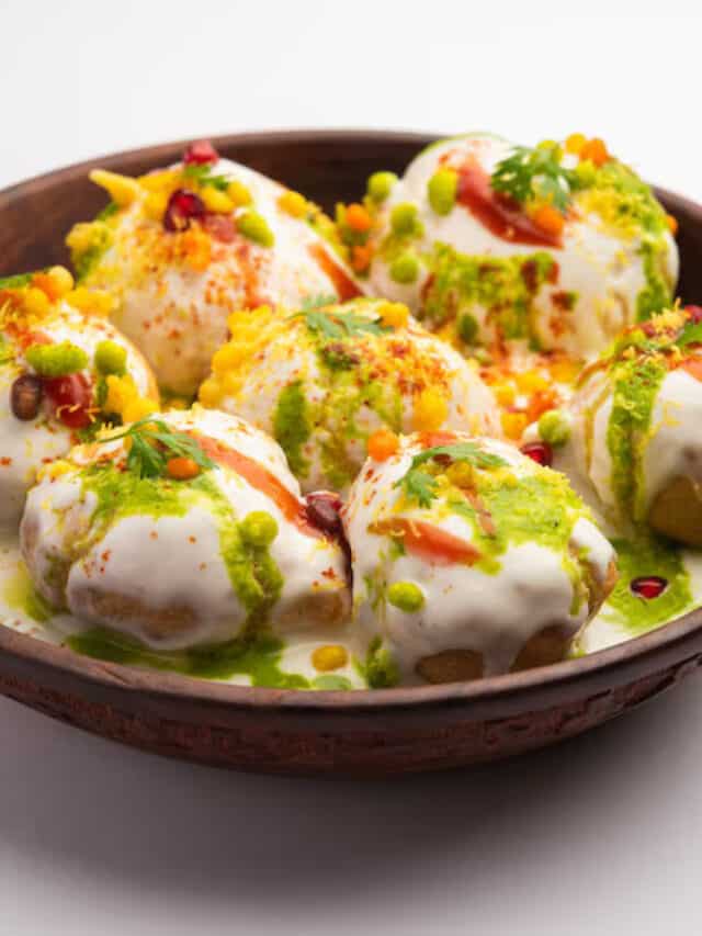 How To Make Street-Style Dahi Bhalla Papdi Chaat At Home