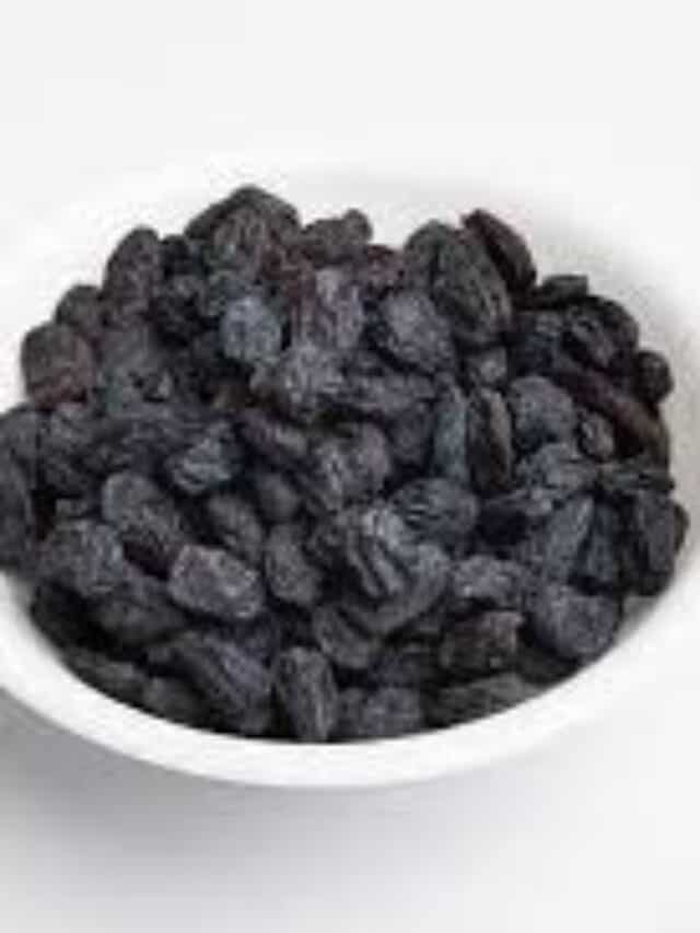 6 Benefits Of Eating Munakka Daily