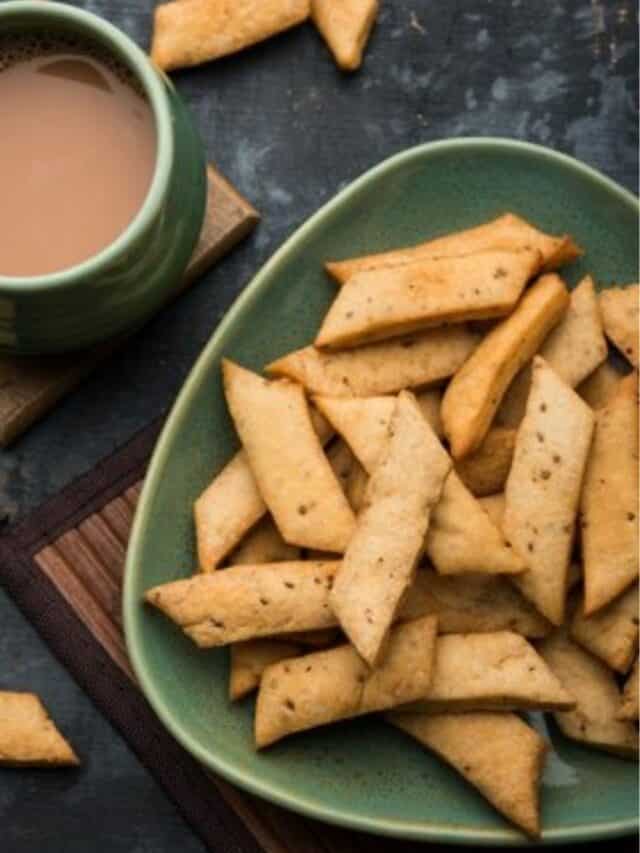 Holi 2024: 6 Steps To Make Delicious Namak Pare