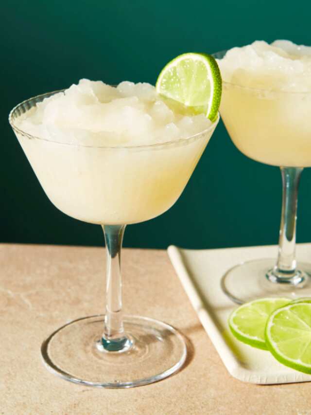 7 Frozen Cocktails That You Can Make At Home This Summer