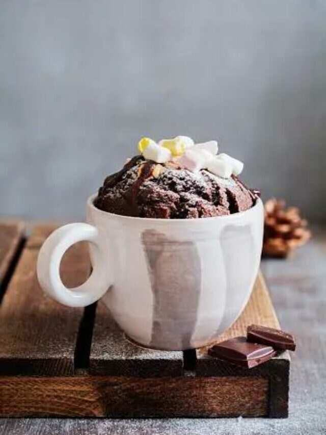 High-Protein Chocolate Baked Oats For The Perfect Pre-Workout Meal