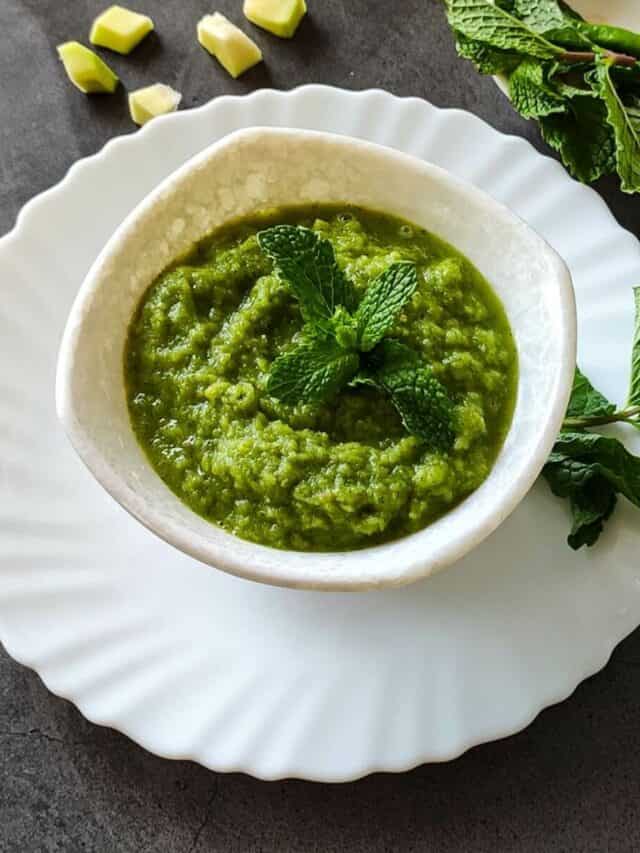 Green Chutney For Sandwich To Make The Snack Lip-Smacking