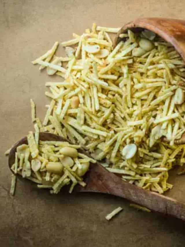 Easy Farali Chivda Recipe For A Quick Snack