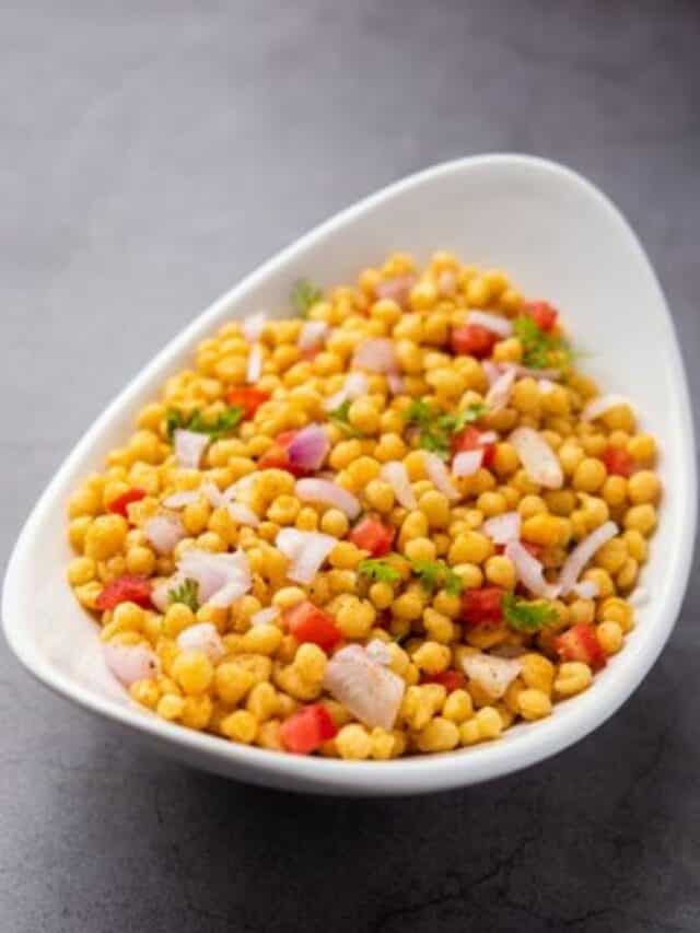 7 Corn Snacks You Can Serve With Evening Tea During Monsoon