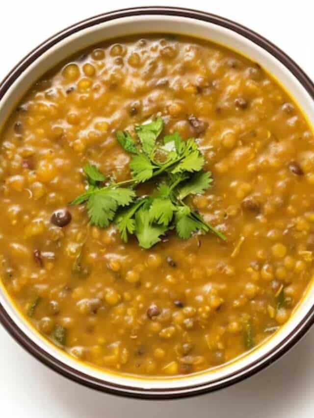 Sweet And Tangy Gujarati Meethi Dal You Must Try At Home