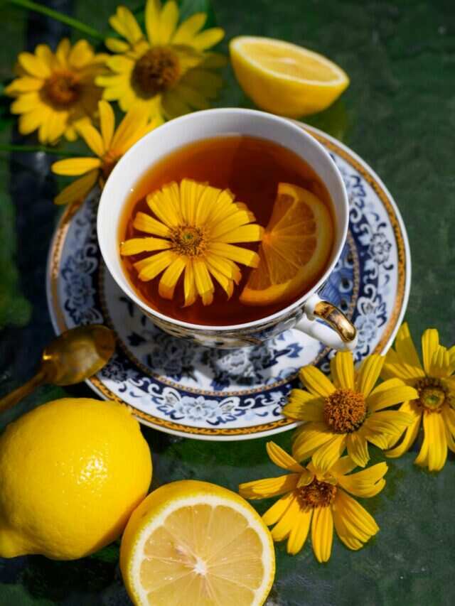 7 Refreshing Floral Teas To Brew During Springtime